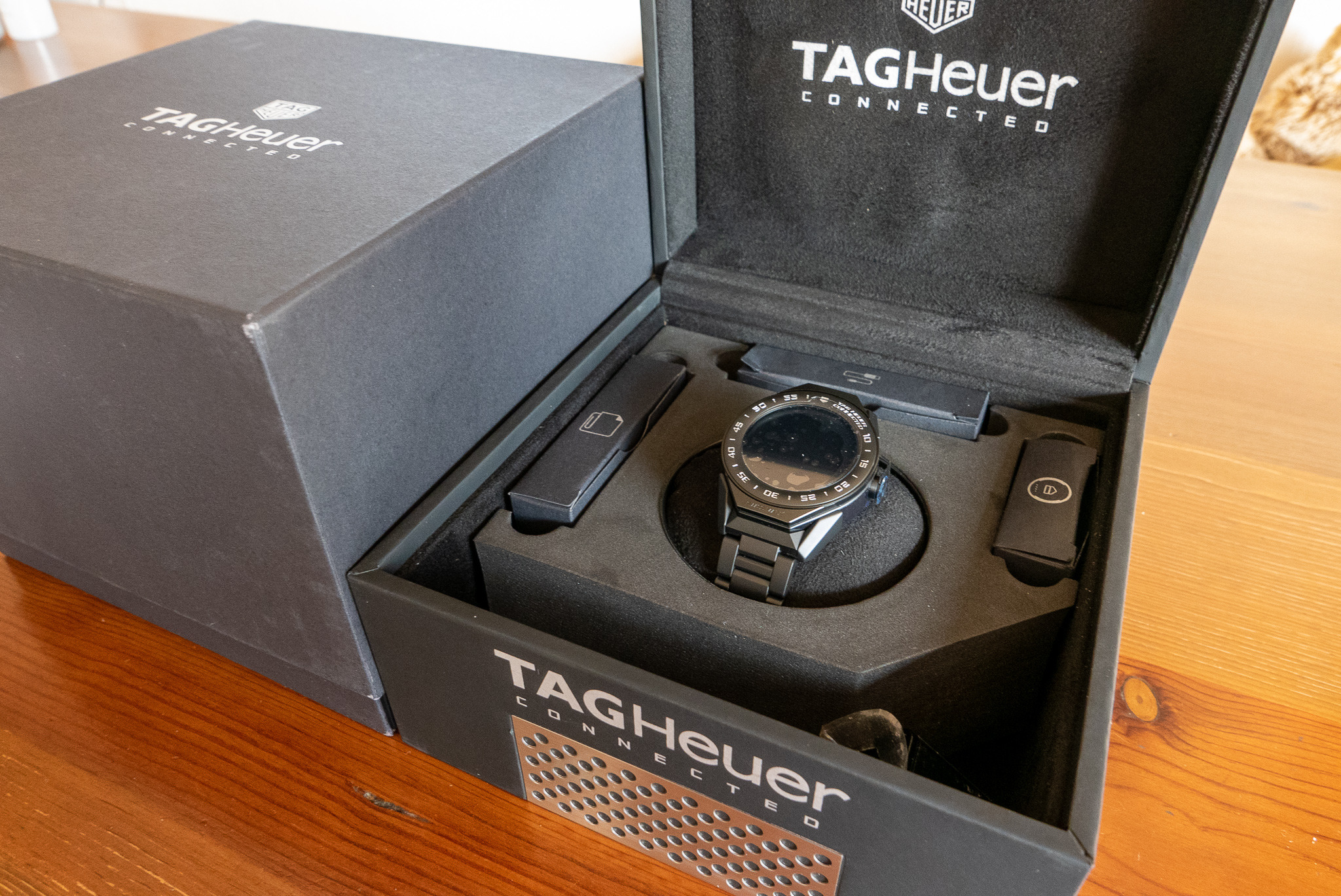 Tag Heuer Connected Modular 41 Black PVD SBF818100.80BH0616 - fclife.tokyo